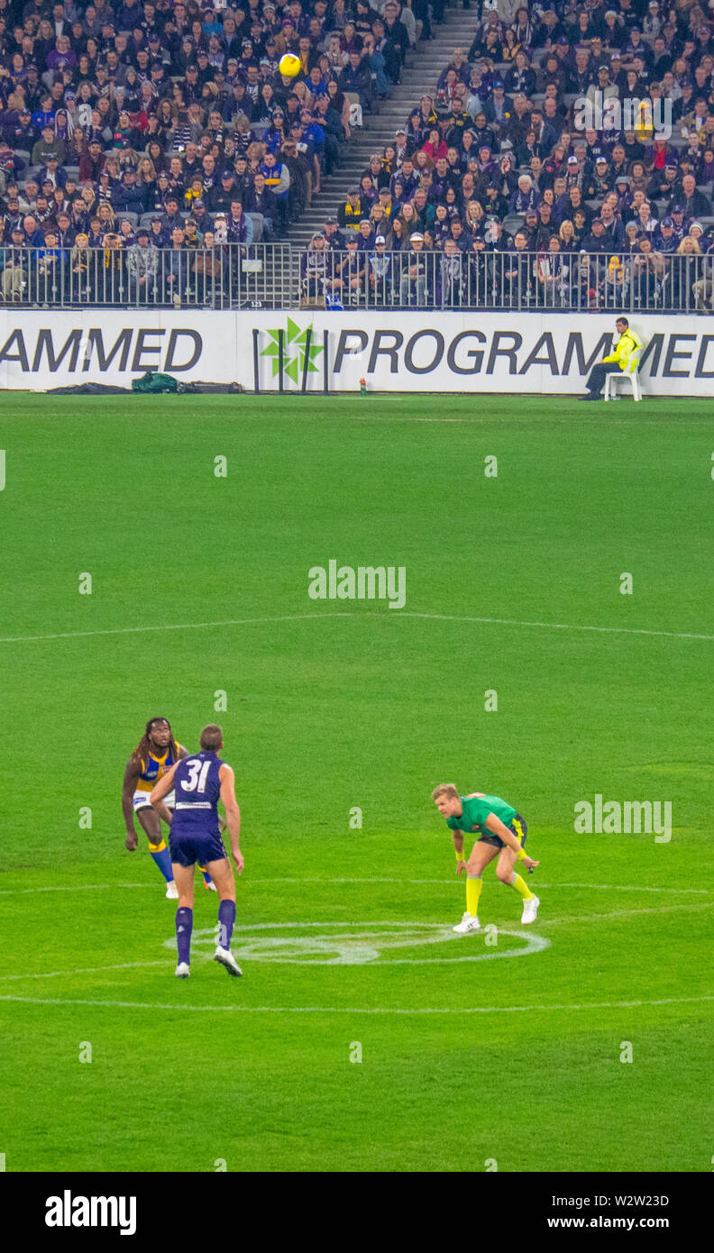 Rucking hi-res stock photography and images - Alamy