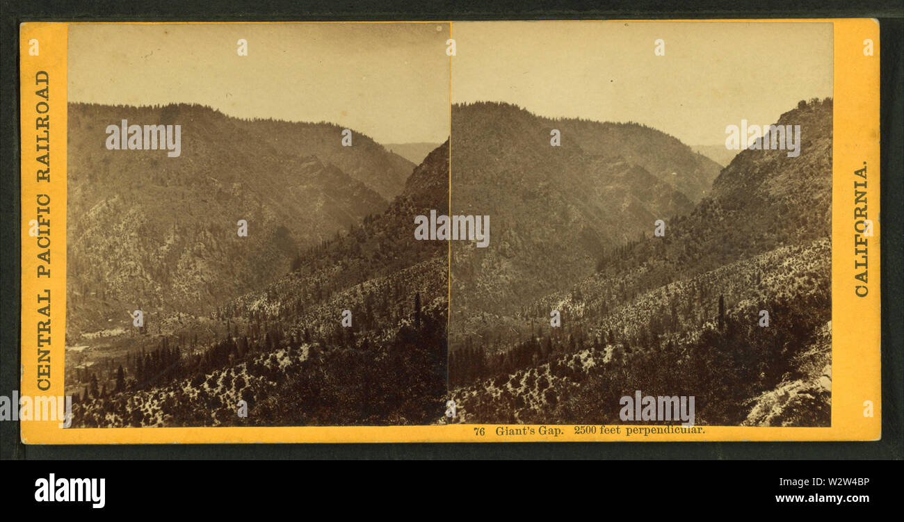 2500 feet perpendicular hi-res stock photography and images - Alamy