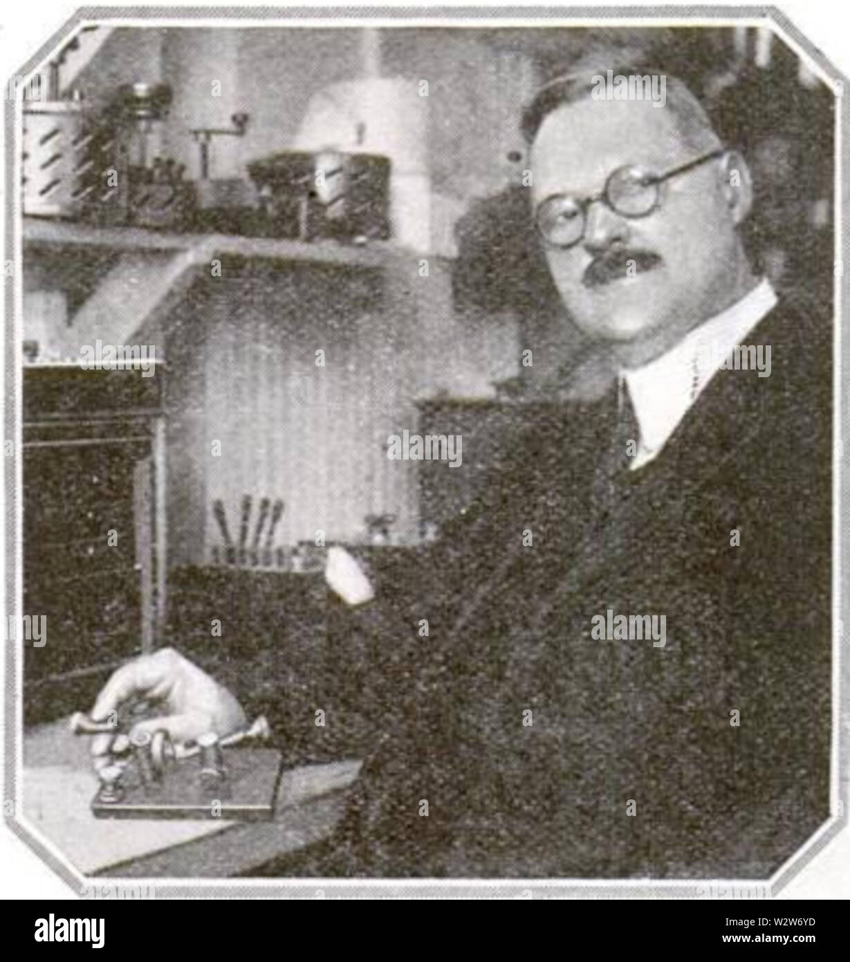 Greenleaf Whittier Pickard in his Boston laboratory Stock Photo - Alamy