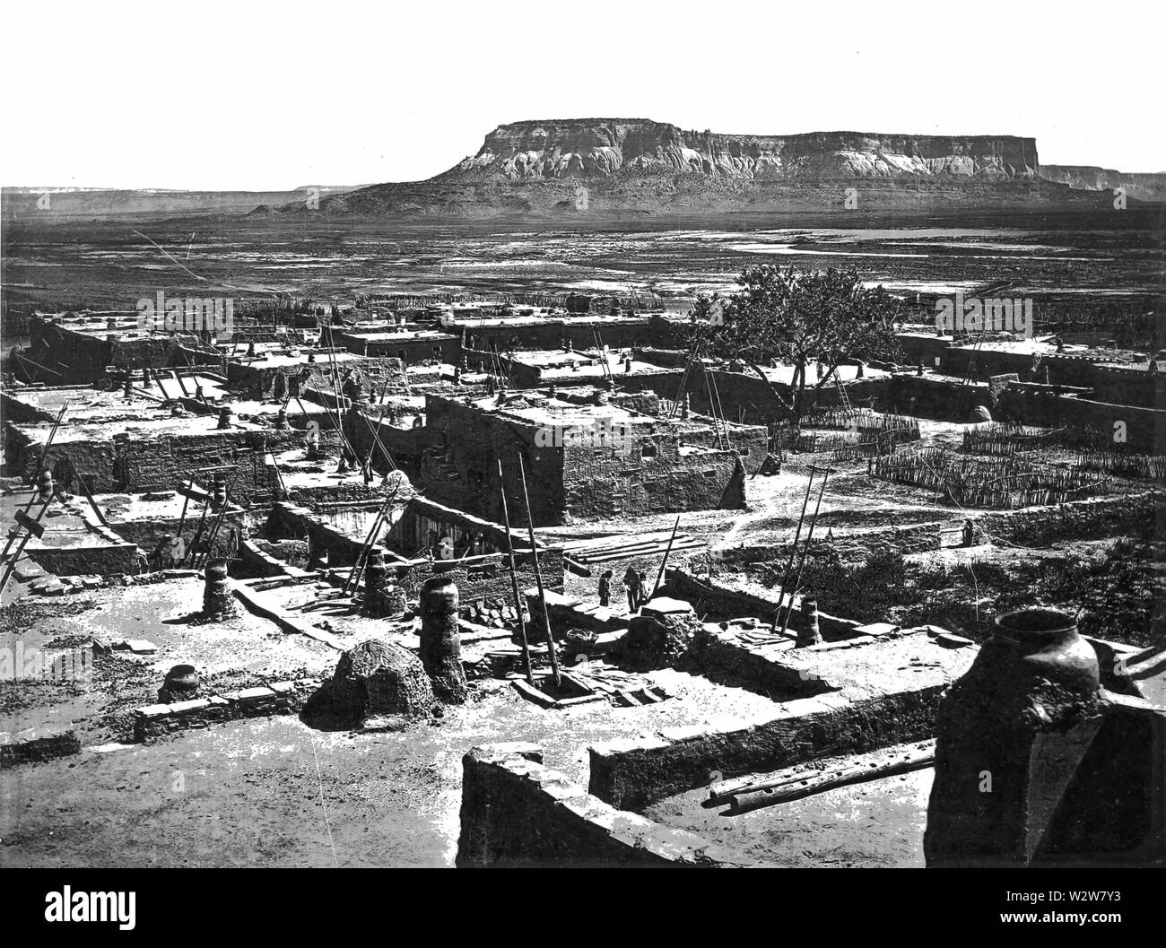 Zuni tribe hi-res stock photography and images - Alamy
