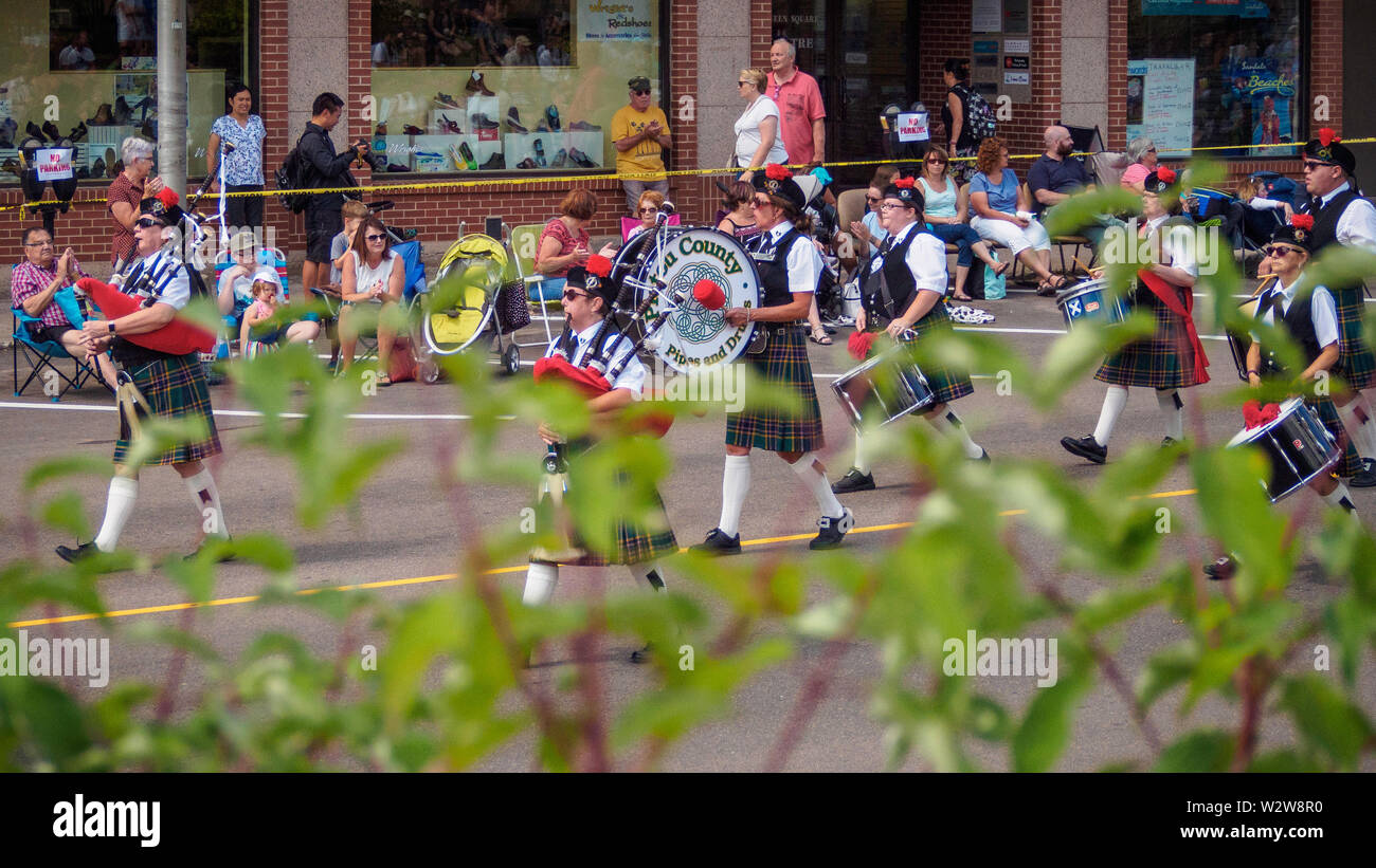 Old home week parade hi-res stock photography and images - Alamy