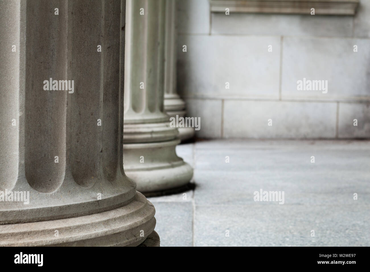 Three row column hi-res stock photography and images - Alamy