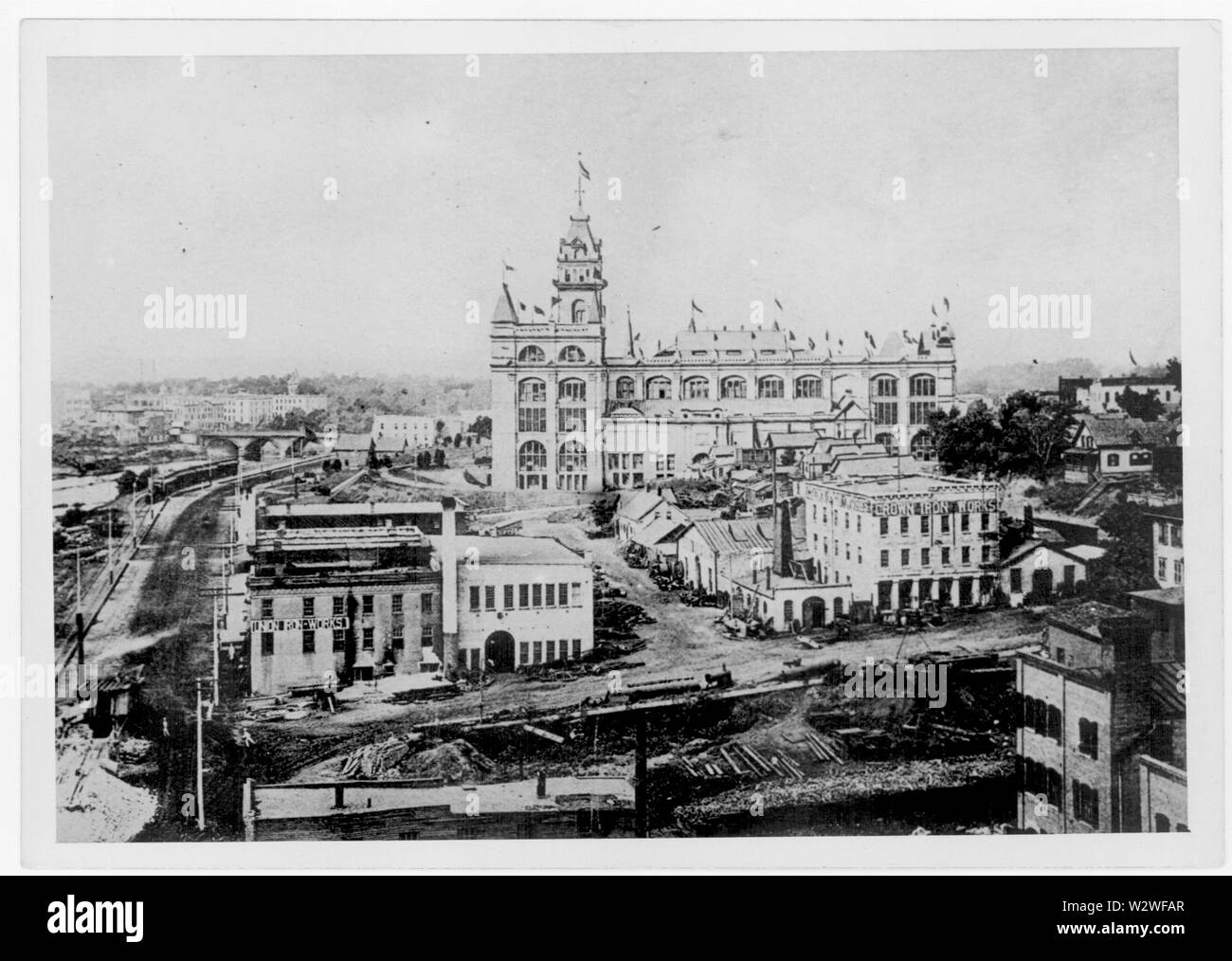 Industrial exposition building hi-res stock photography and images - Alamy