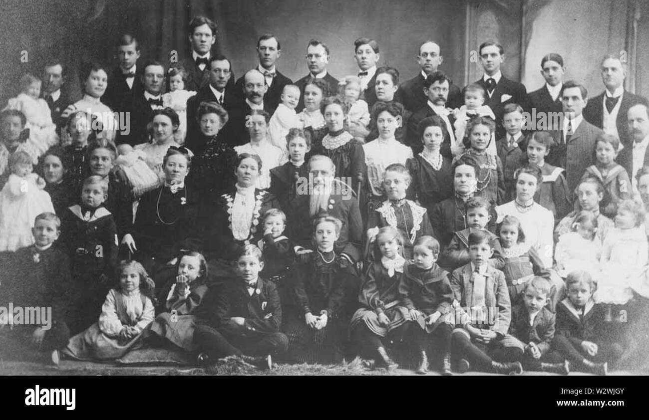 The smith family hi-res stock photography and images - Alamy