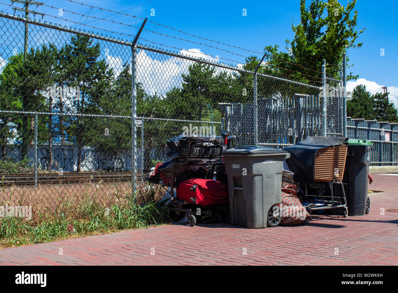 Homeless home on the side of the street Stock Photo - Alamy