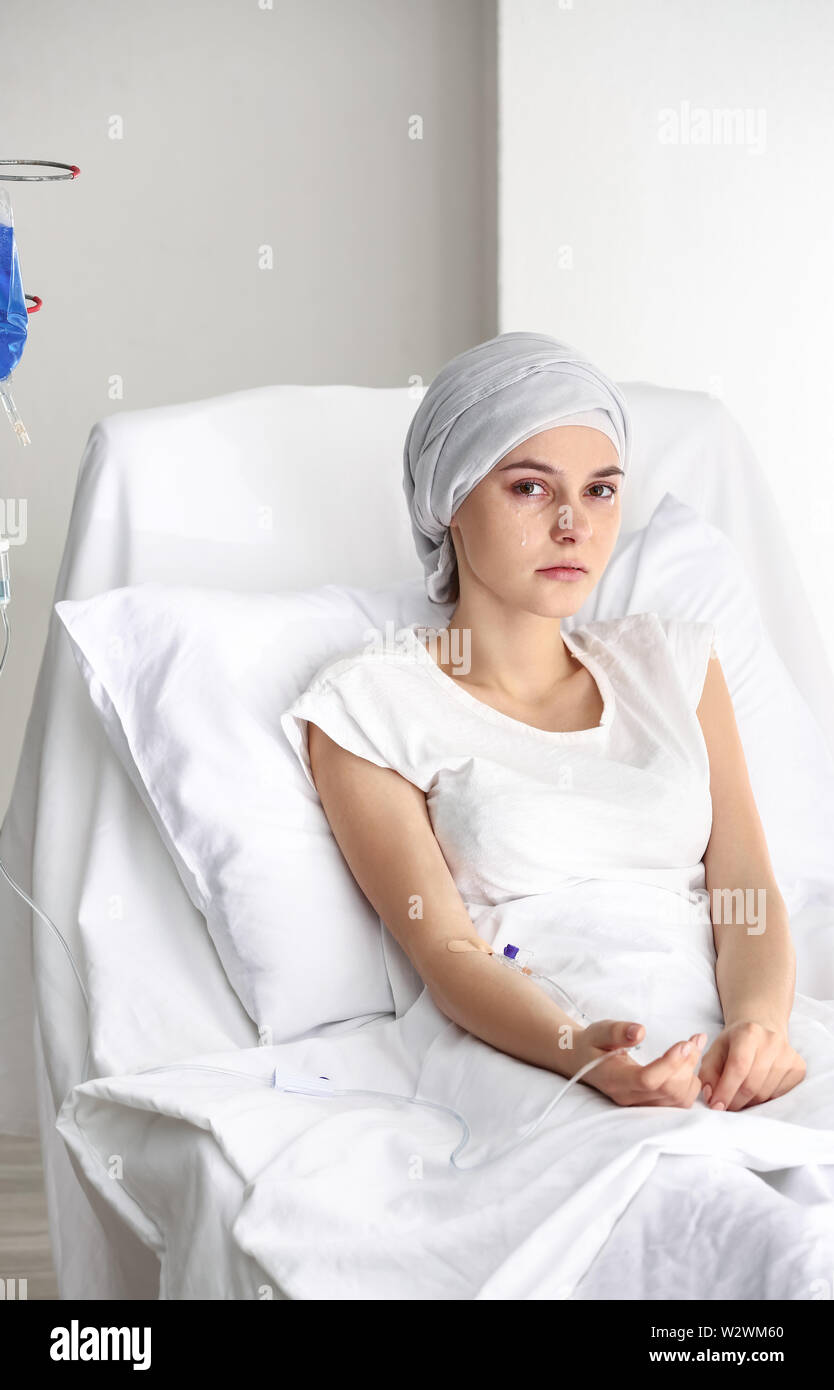 Young woman undergoing chemotherapy hi-res stock photography and images ...