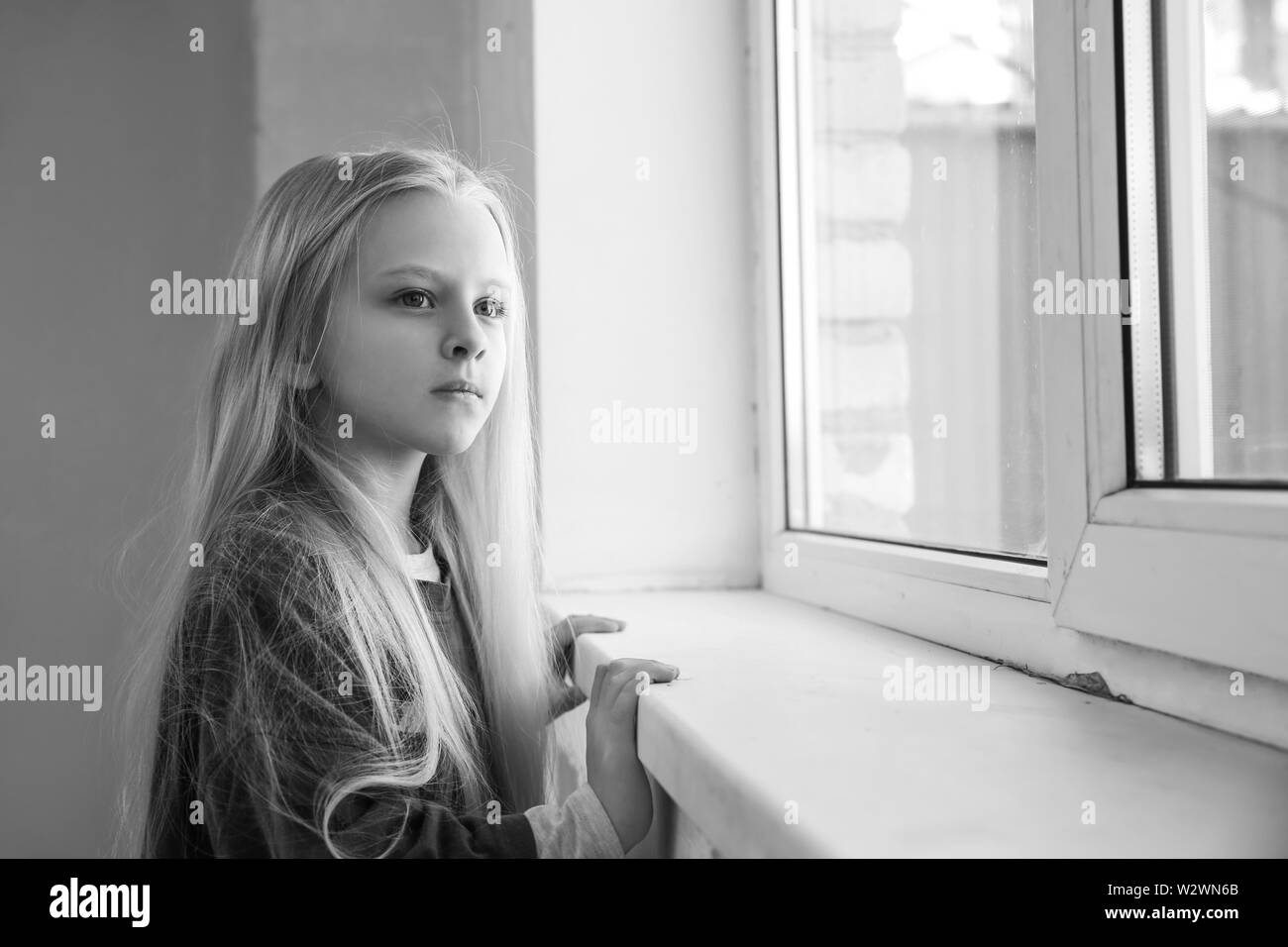 Orphan entrance hi-res stock photography and images - Alamy