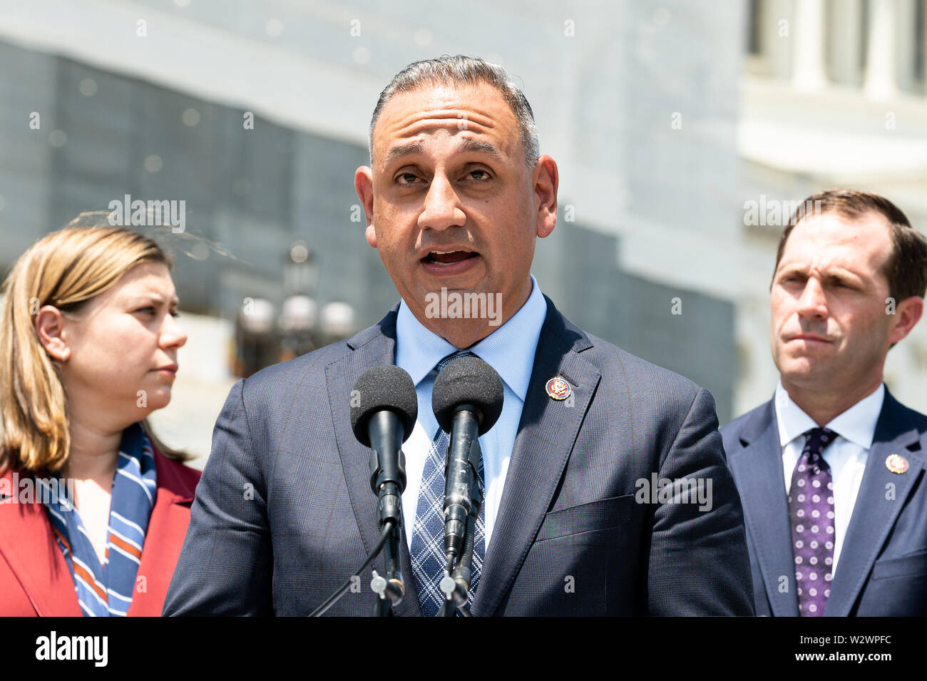 Gil cisneros hi-res stock photography and images - Alamy