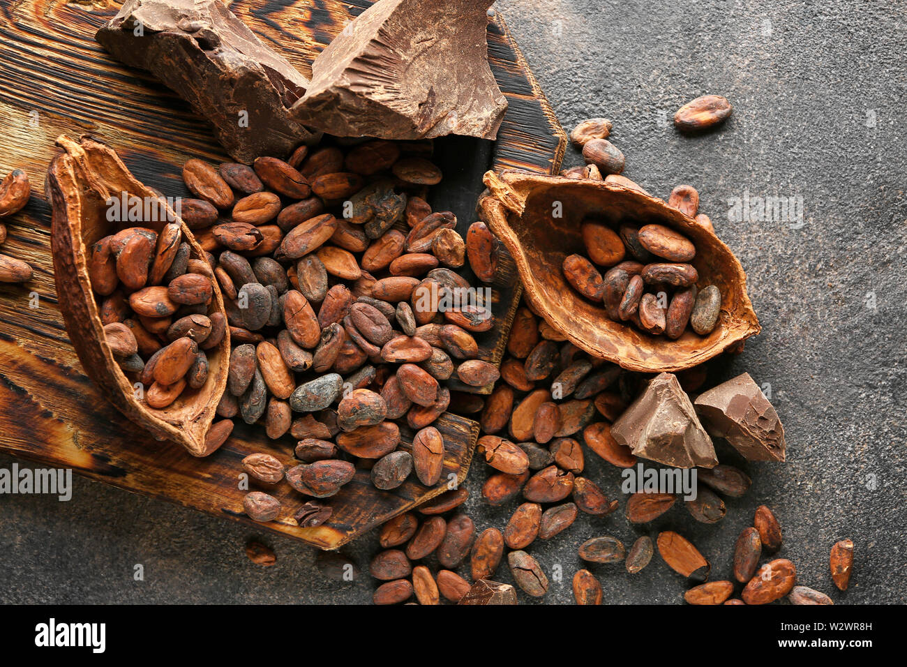 Top view cocoa pods hi-res stock photography and images - Alamy