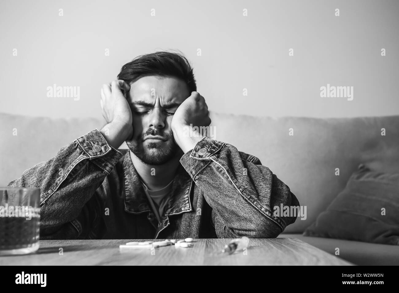 Man alcohol and drugs home hi-res stock photography and images - Alamy