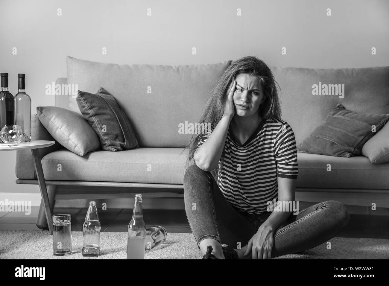 Black woman female drink drinking alcohol alcoholic Black and White ...