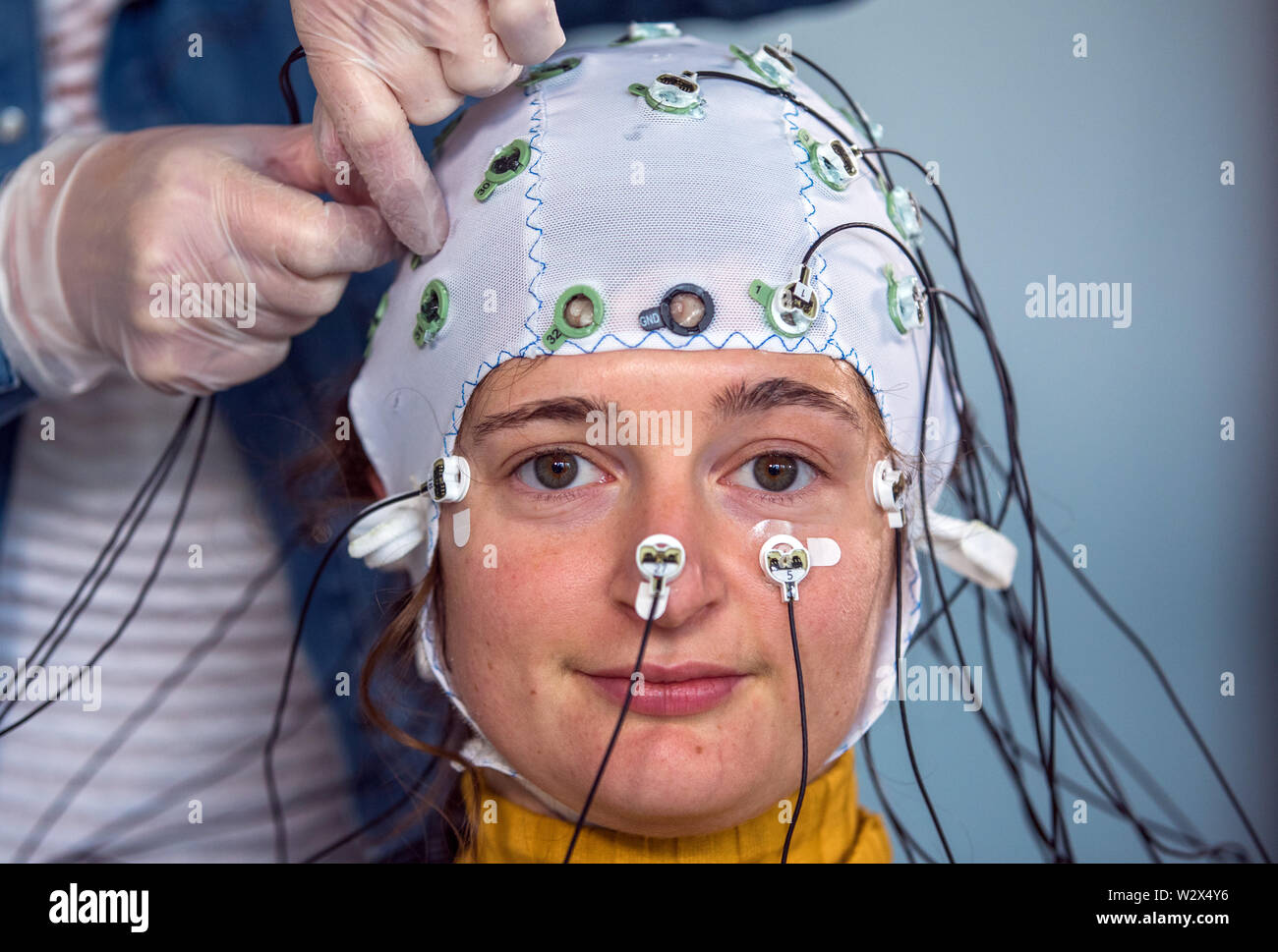 Test electrodes person hi-res stock photography and images - Alamy