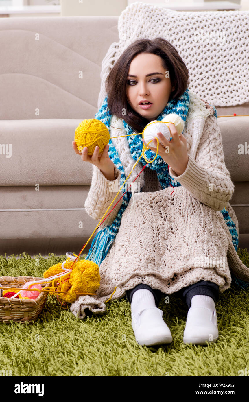 Frustrated woman and knit hi-res stock photography and images - Alamy