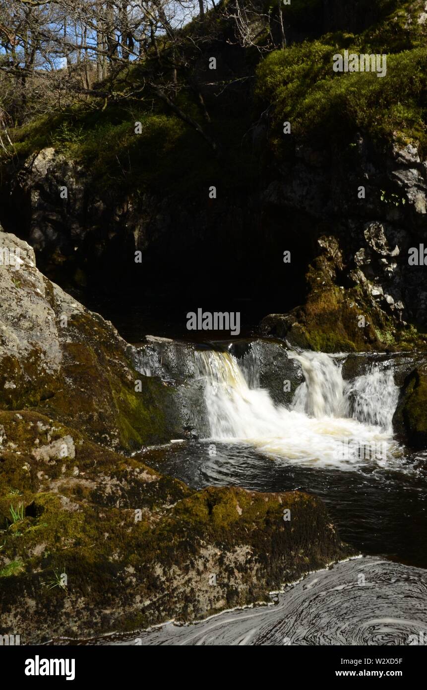 Ingleton scenery company hi-res stock photography and images - Alamy