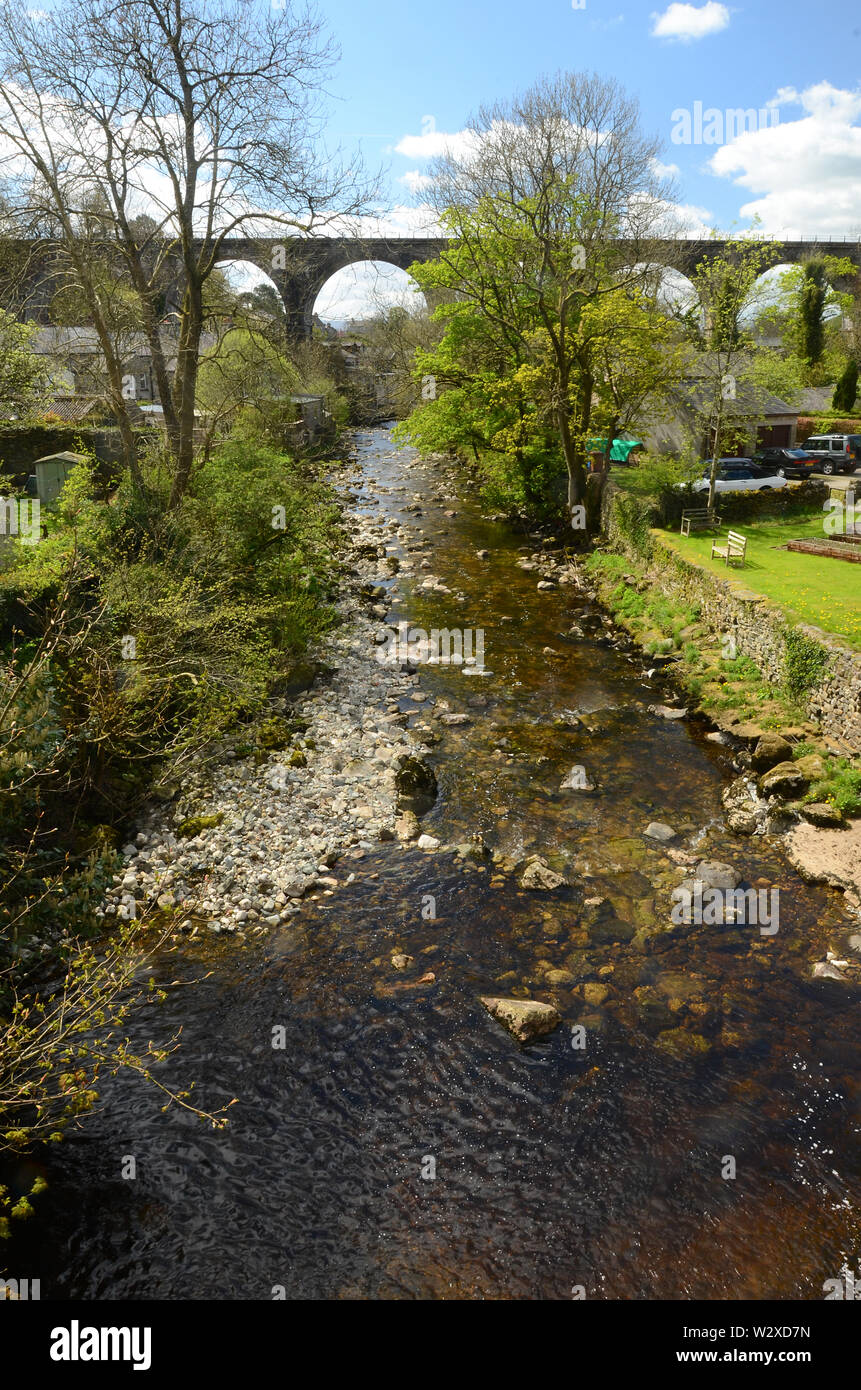 Ingleton scenery company hi-res stock photography and images - Alamy