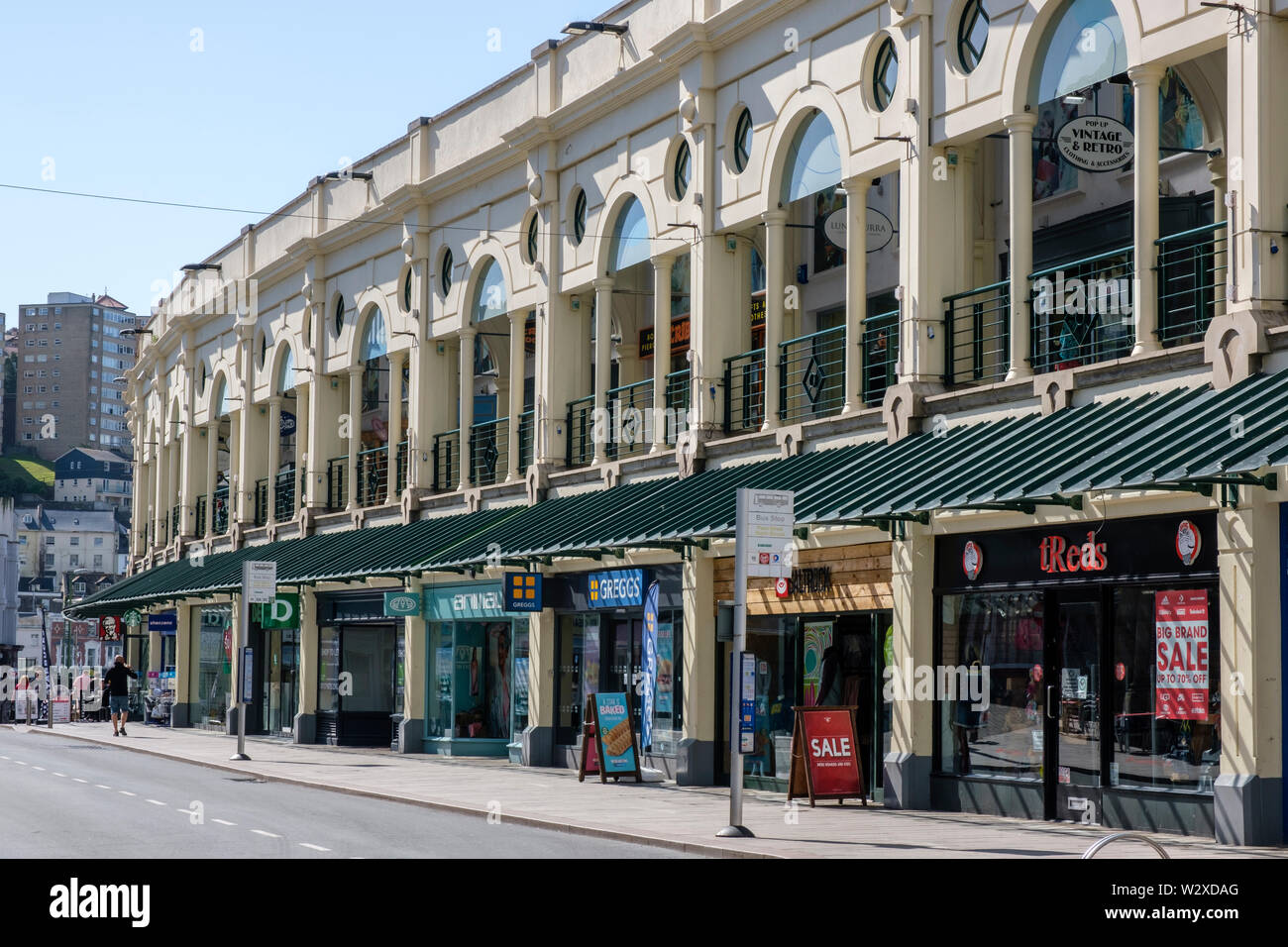 Shops torquay hi-res stock photography and images - Alamy