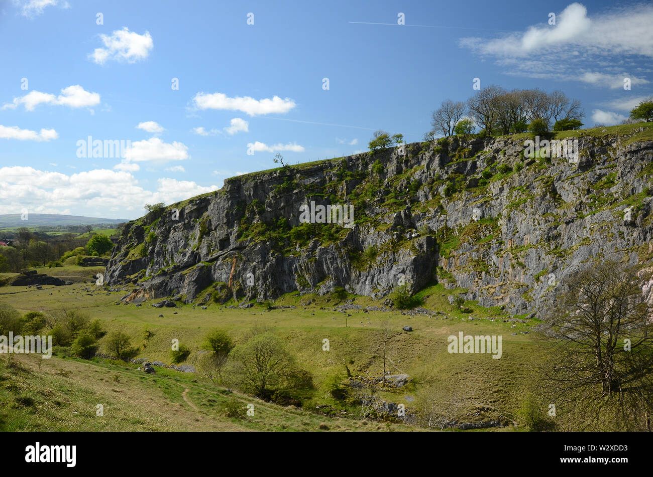 Ingleton waterfall yorkshire hi-res stock photography and images - Alamy