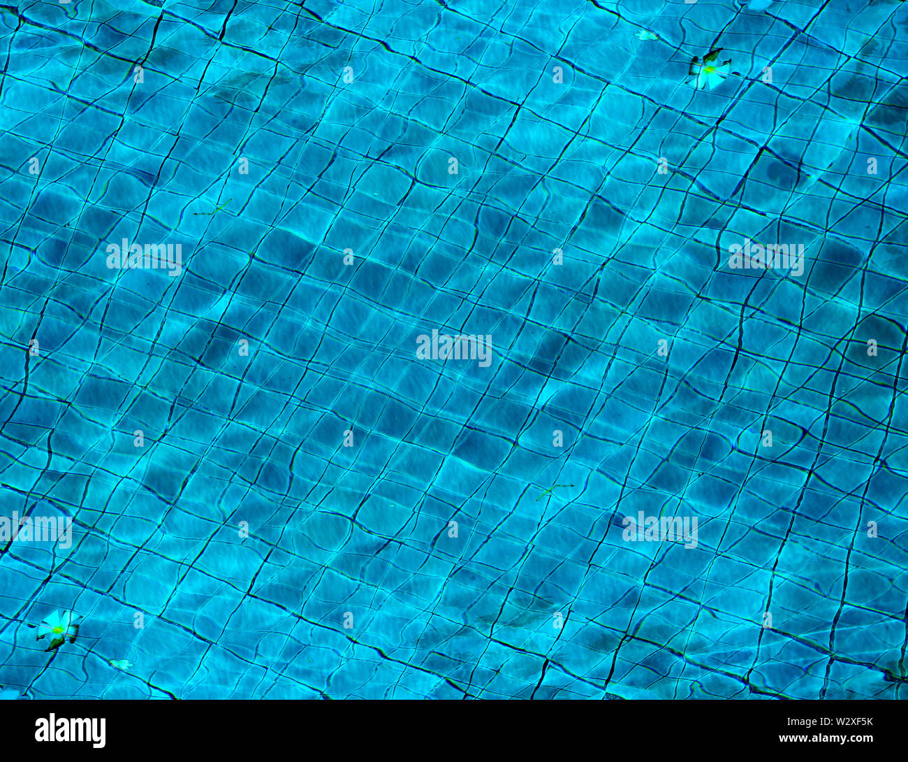 Photo background Beautiful blue transparent sea water Stock Photo - Alamy