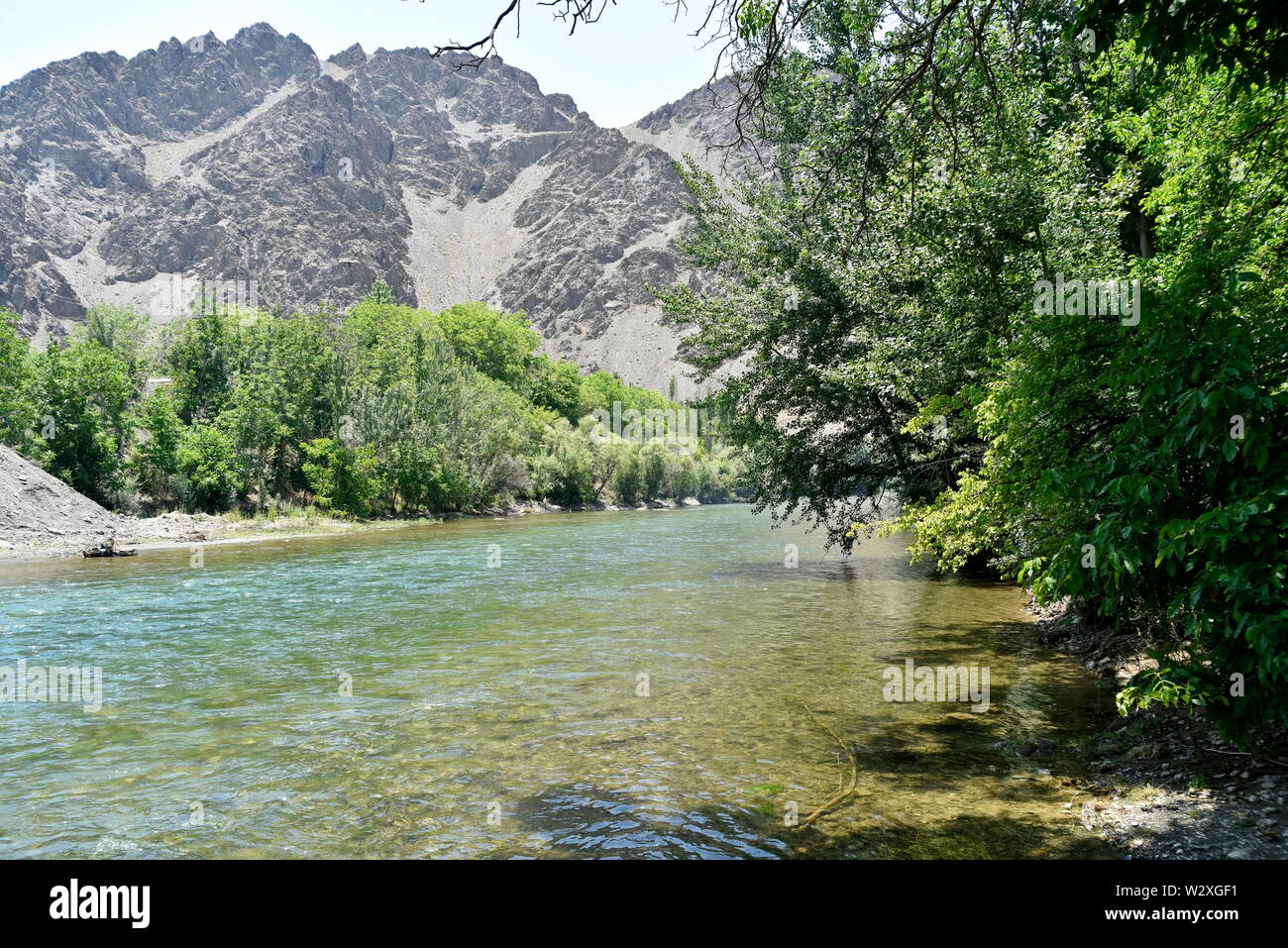 Zayandeh rood hi-res stock photography and images - Alamy