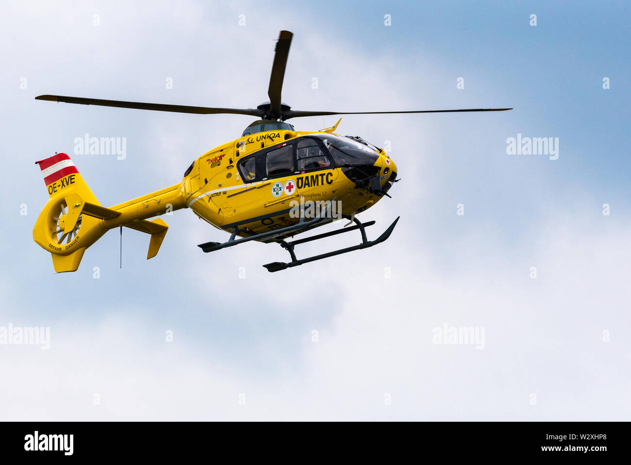 Rescue red cross helicopter hi-res stock photography and images - Alamy
