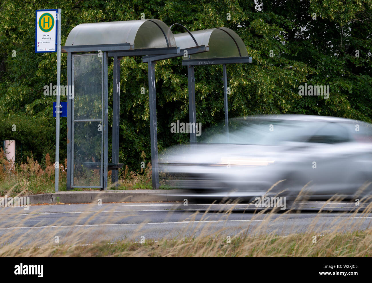 Bus stop demolished hi-res stock photography and images - Alamy
