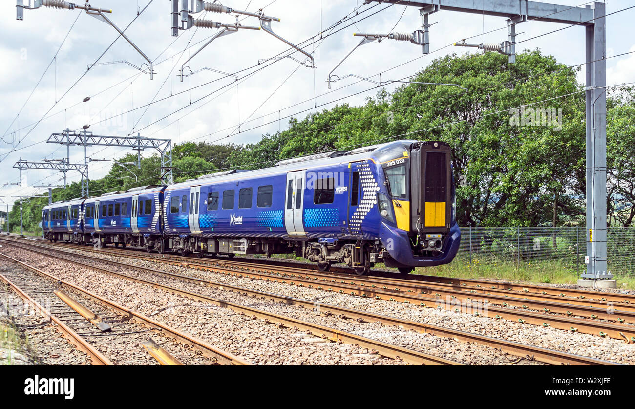 Scotrail three car Class 385 at Greenhill near Bonnybridge in Scotland ...