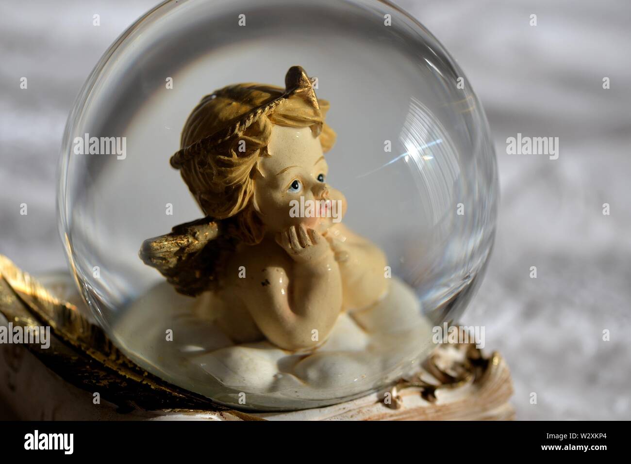 Crystal angel hi-res stock photography and images - Alamy