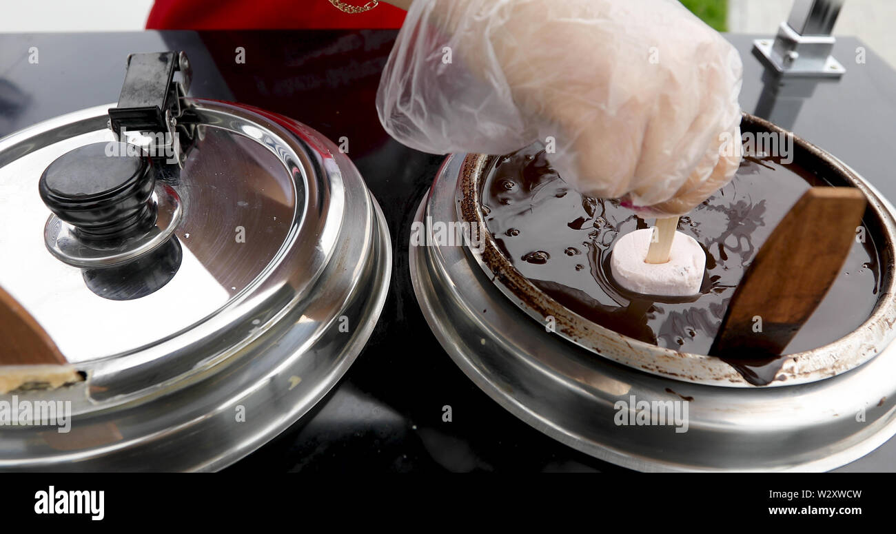 Hand dipped in ice hi-res stock photography and images - Alamy