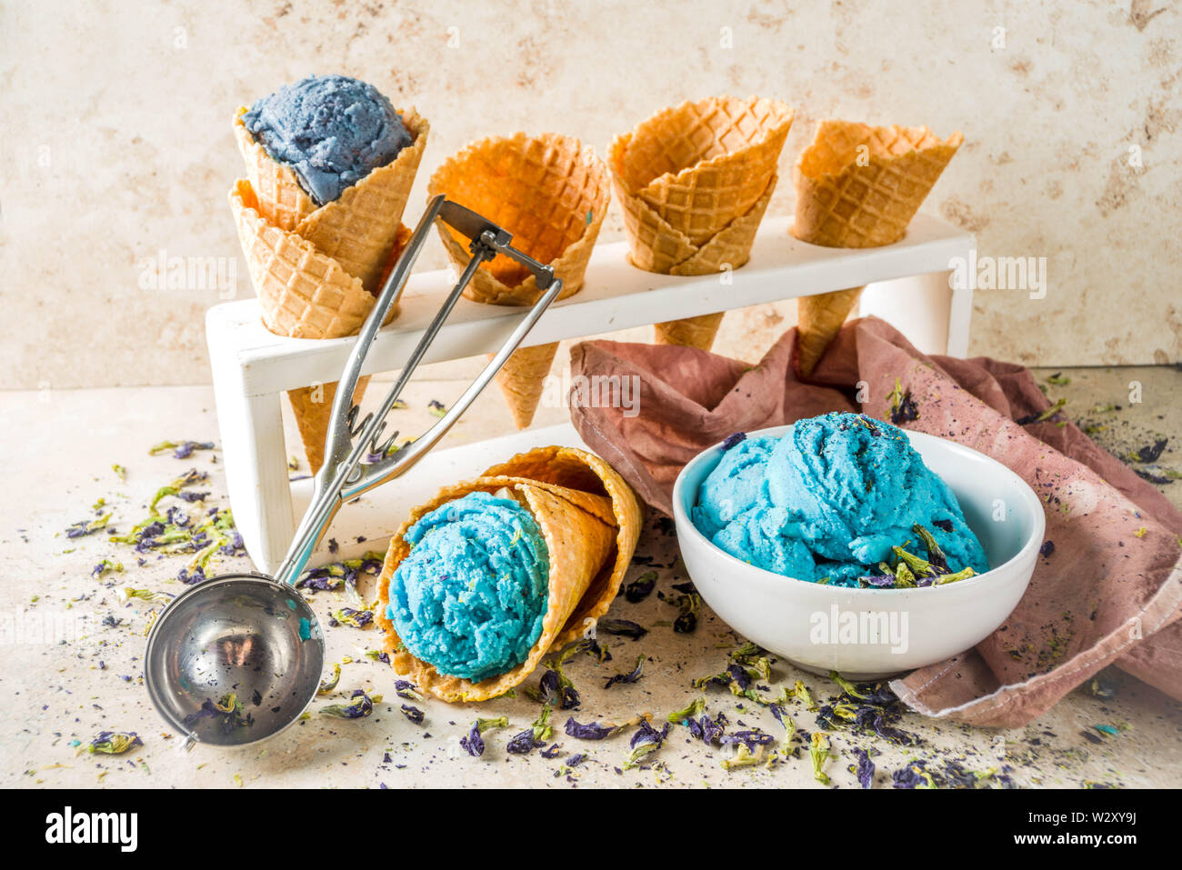 Trendy Color Changing Ice Cream with blue flowers powder, Butterfly Pea ...