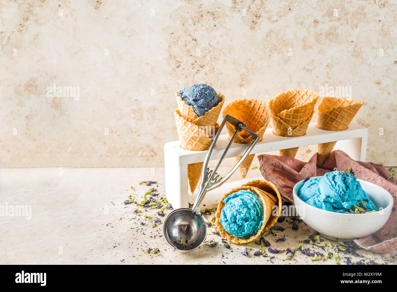 Trendy Color Changing Ice Cream with blue flowers powder, Butterfly Pea ...