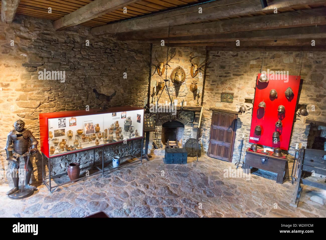 Reinhardstein castle hi-res stock photography and images - Alamy