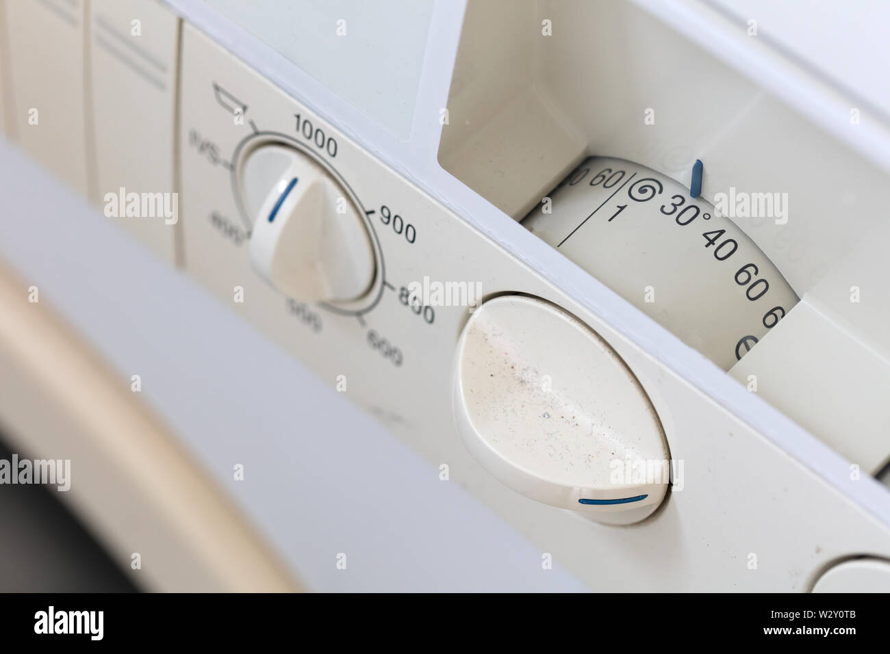 30 degree wash hi-res stock photography and images - Alamy