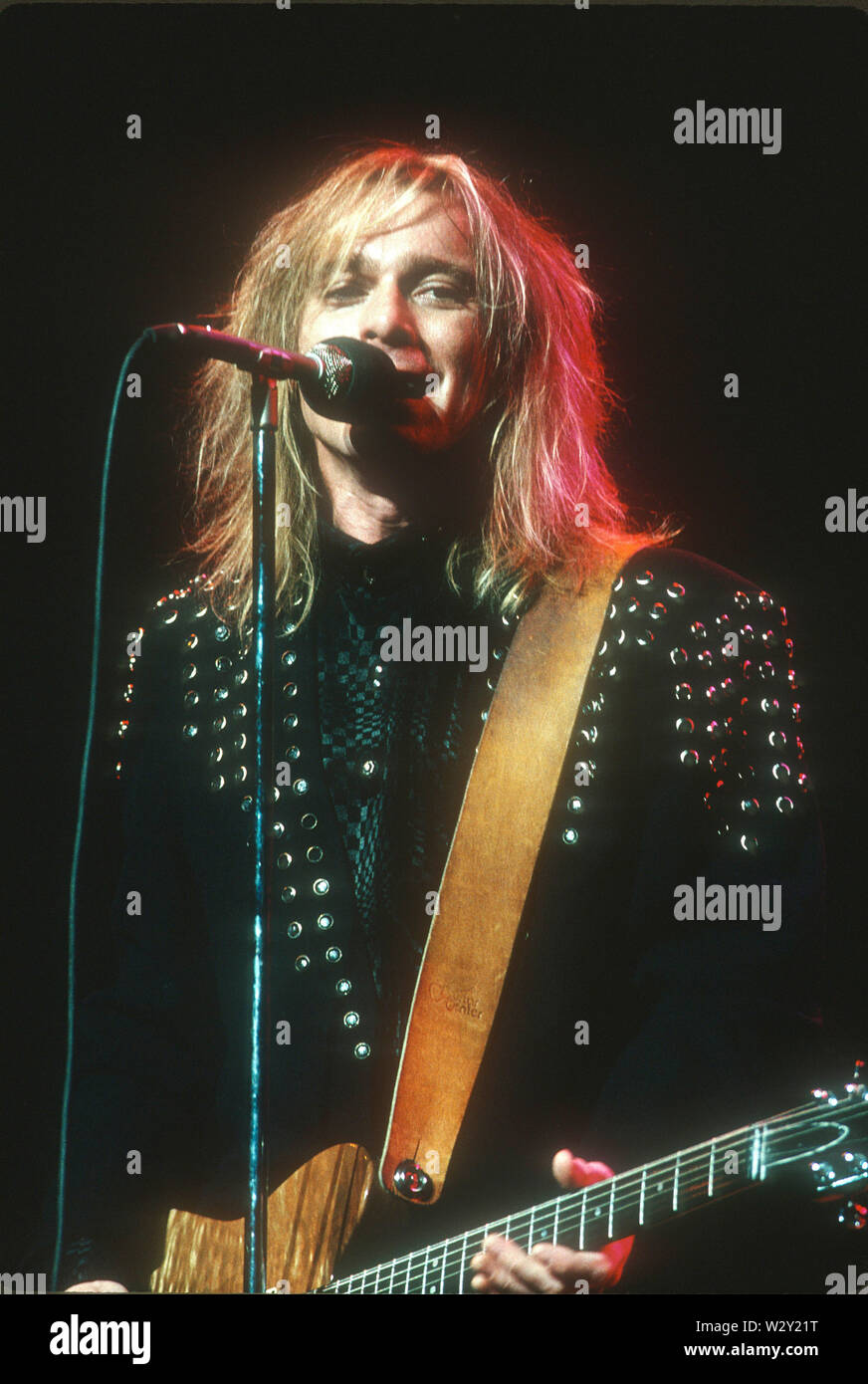 CHEAP TRICK US rock group with Robin Zander about 1989 in Los Angeles ... CHEAP TRICK US rock group with Robin Zander about 1989 in Los Angeles ...