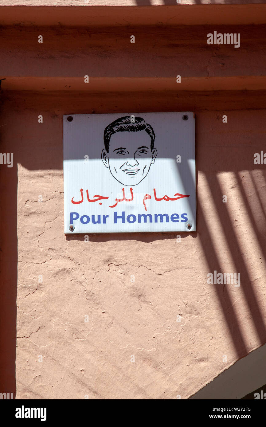 Men only sign hi-res stock photography and images - Alamy