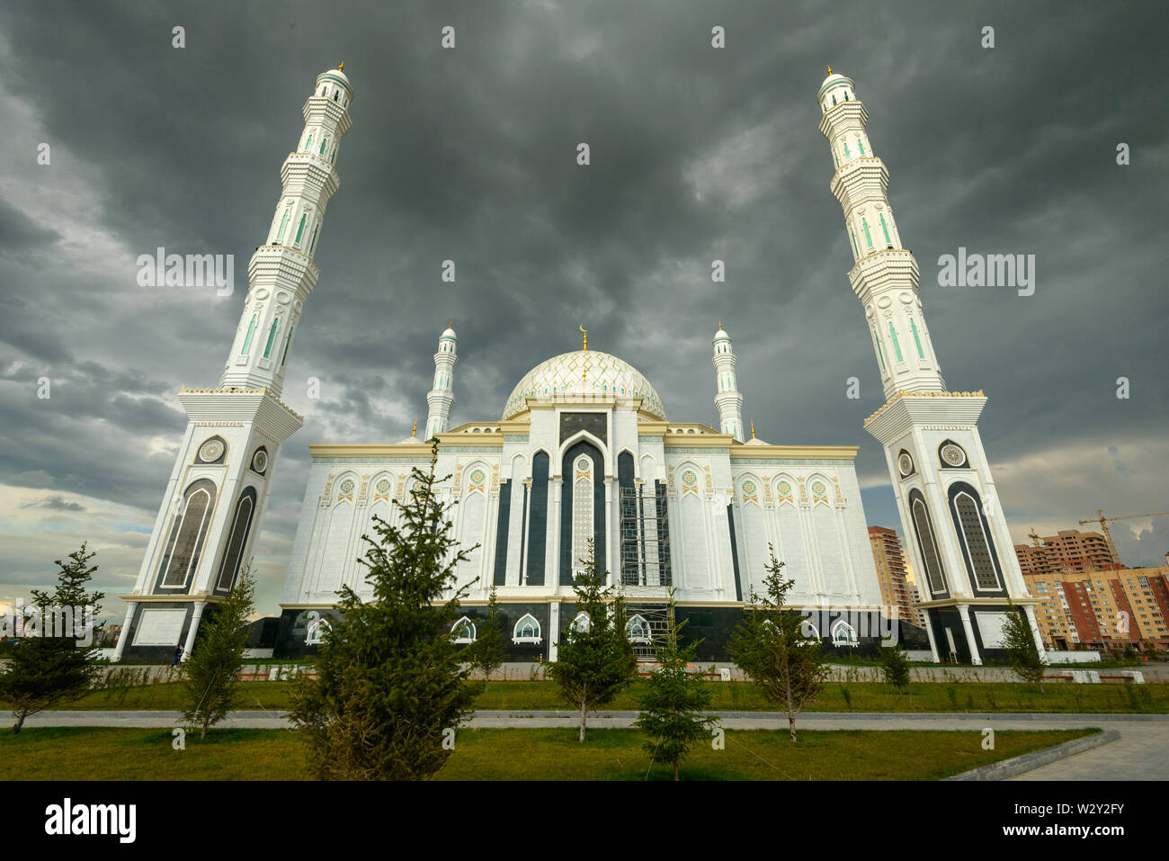 Hazrat sultan mosque astana hi-res stock photography and images - Alamy