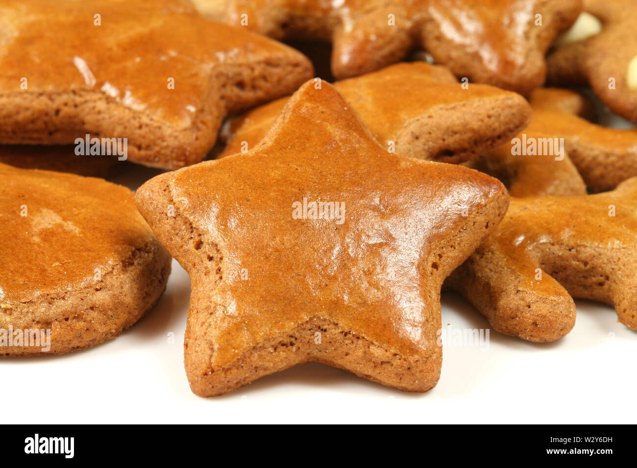 Christmas gingerbread star isolated on white - traditional baked ...