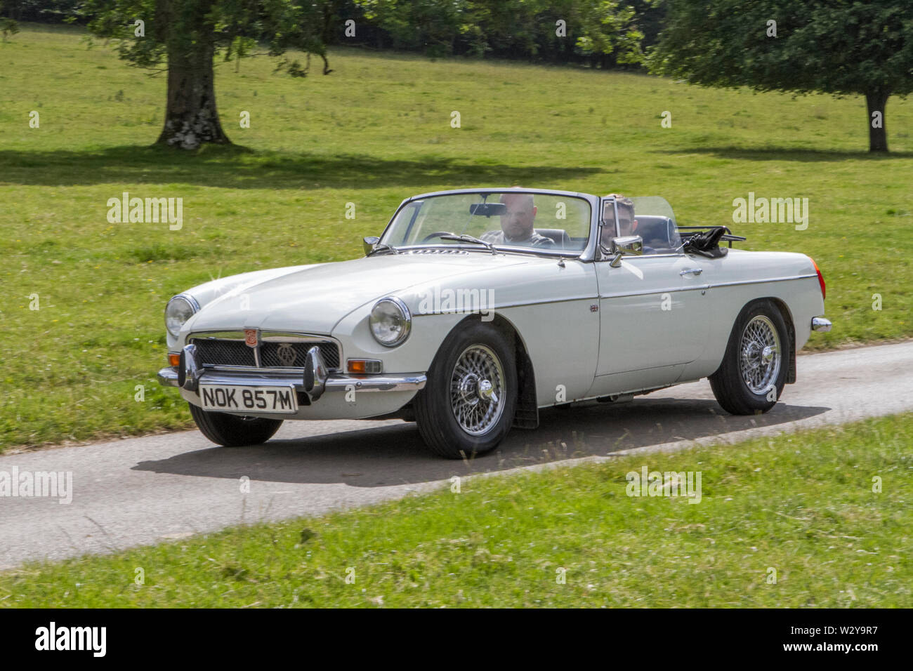 1973 mgb roadster hi-res stock photography and images - Alamy