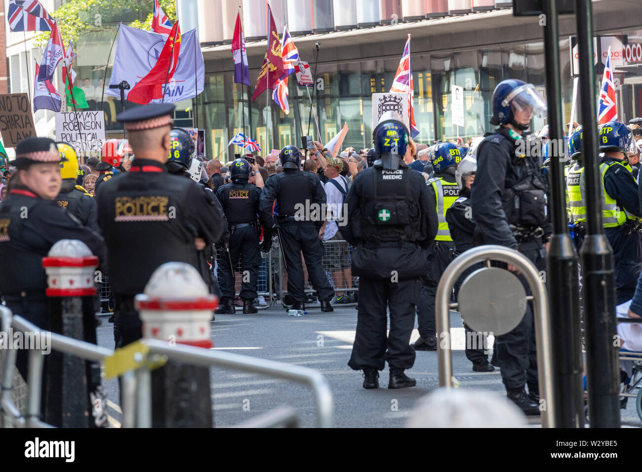Violent civil disorder hi-res stock photography and images - Alamy