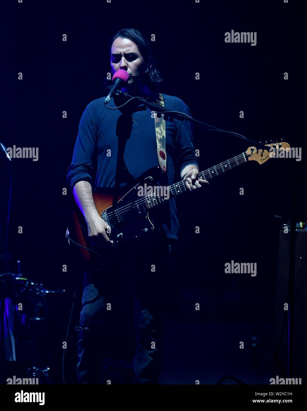 Dhani harrison hi-res stock photography and images - Alamy