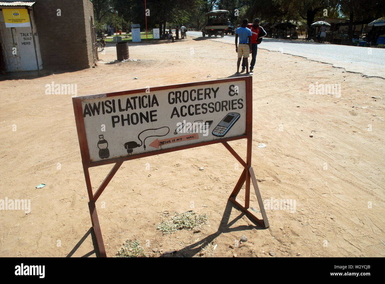 Awisi laticia grocery and phone accessories hi-res stock photography ...