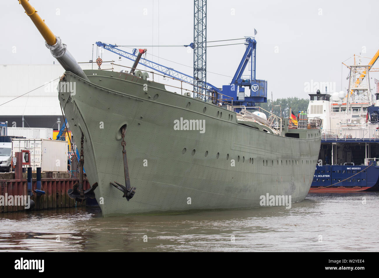 Bern, Germany. 11th July, 2019. The naval training ship "Gorch Fock" is ...