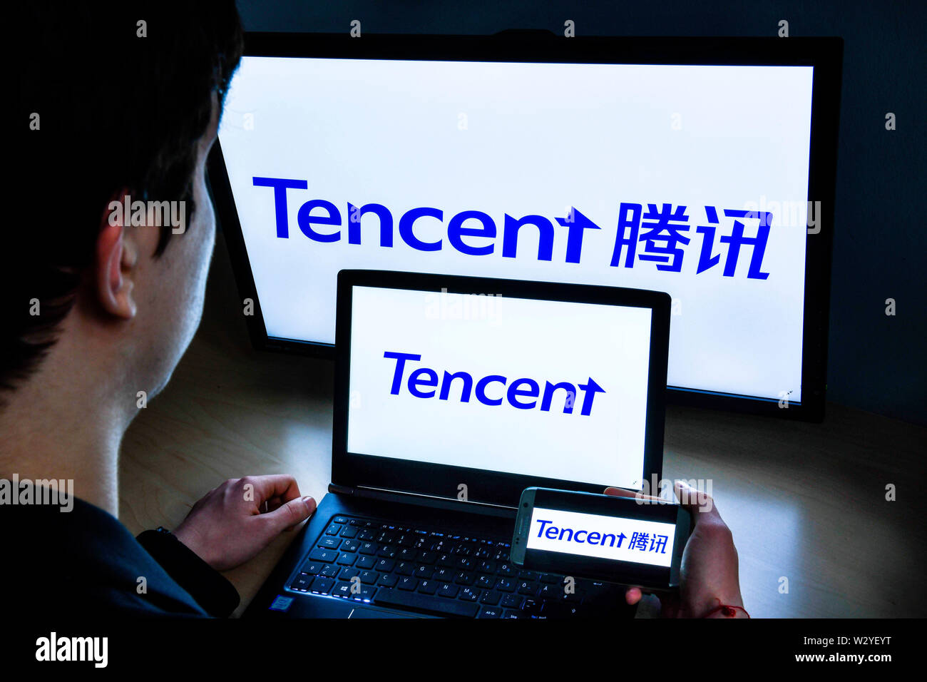 Tencent logo hi-res stock photography and images - Alamy