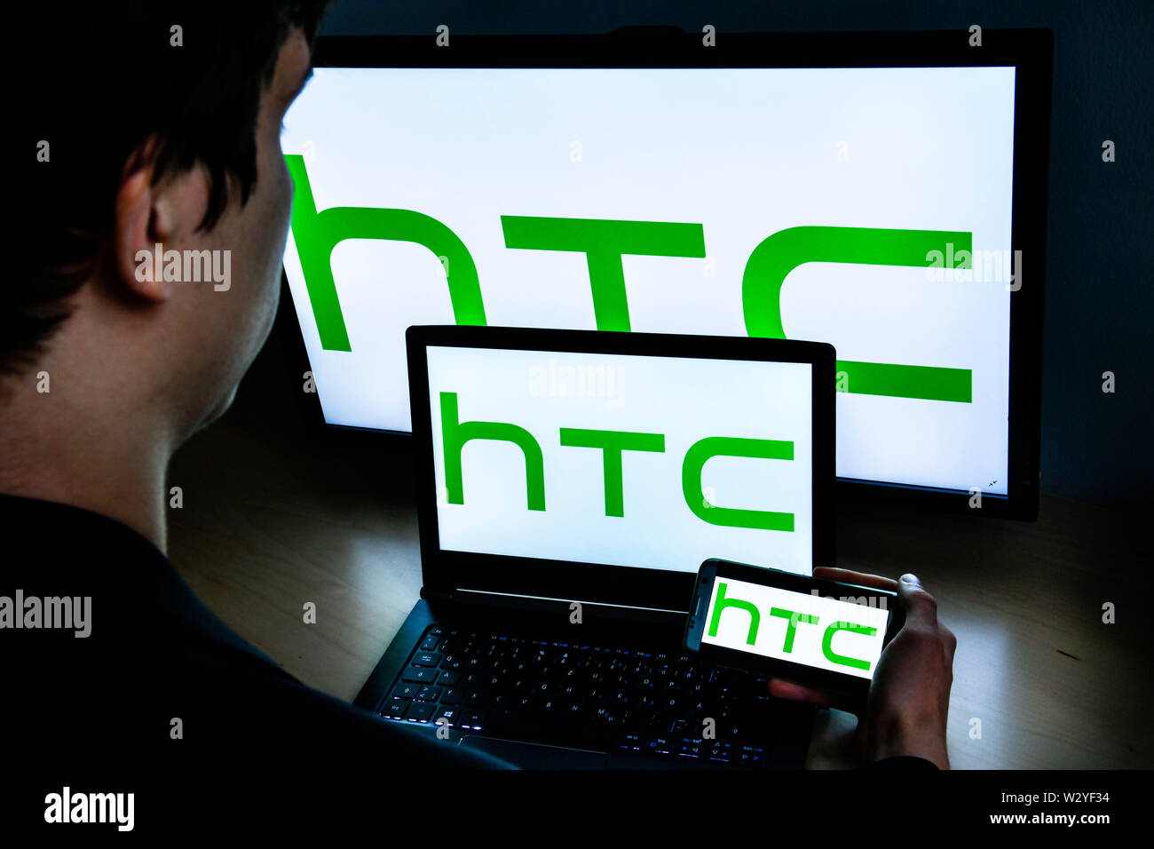 Htc font hi-res stock photography and images - Alamy