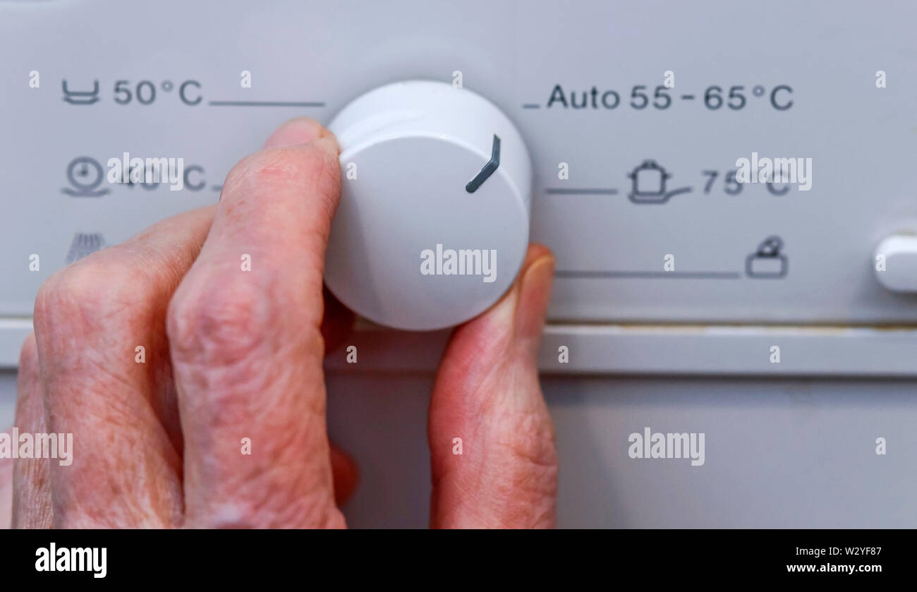 Temperature controller hi-res stock photography and images - Alamy