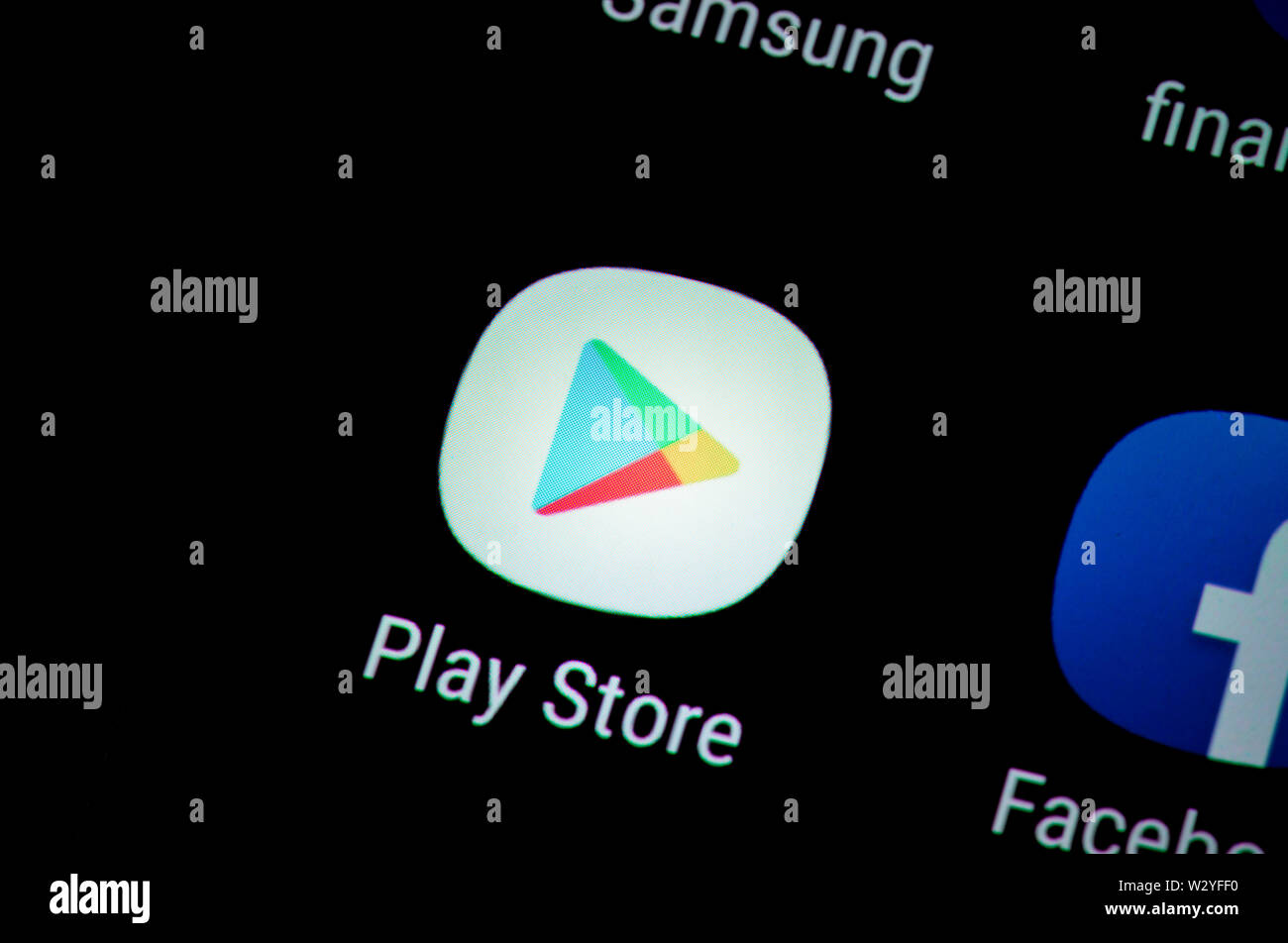 Play store logo phone hi-res stock photography and images - Alamy