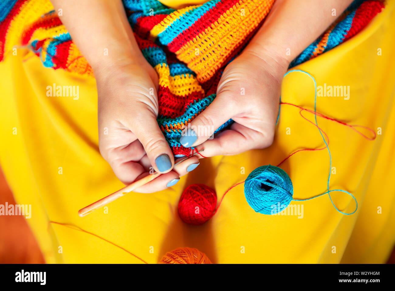 Close up woman hands crocheting hi-res stock photography and images - Alamy