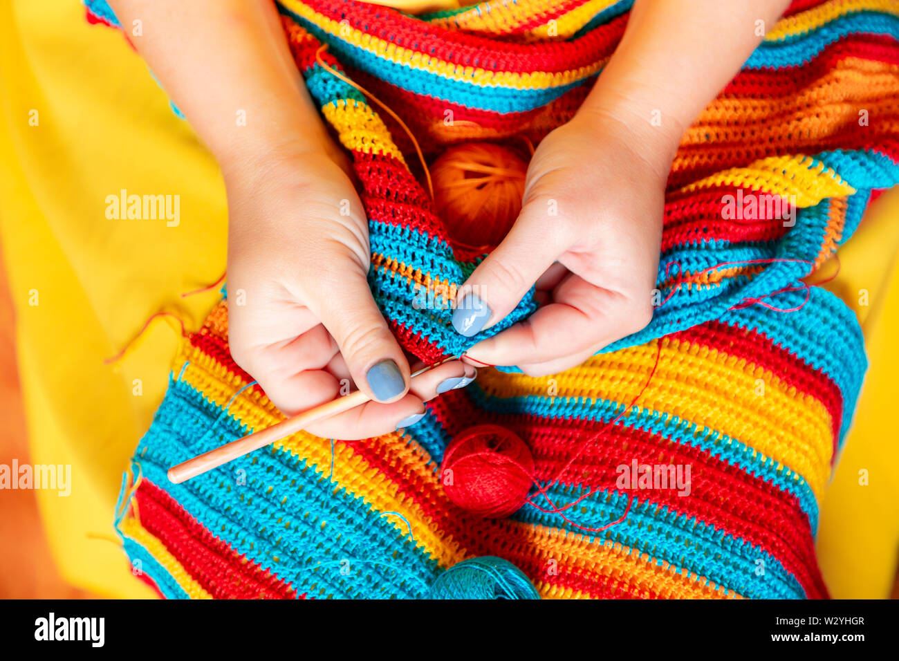 Close up woman hands crocheting hi-res stock photography and images - Alamy