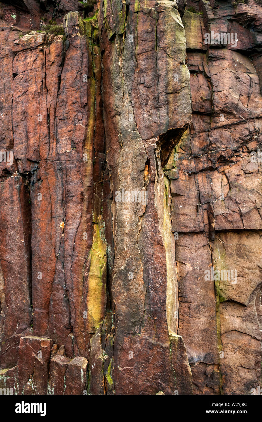 Working face with vertical fissures at Millstone Edge Quarry near ...