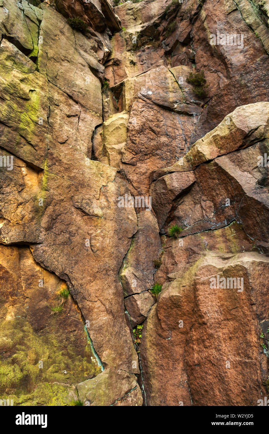 Millstone extraction hi-res stock photography and images - Alamy