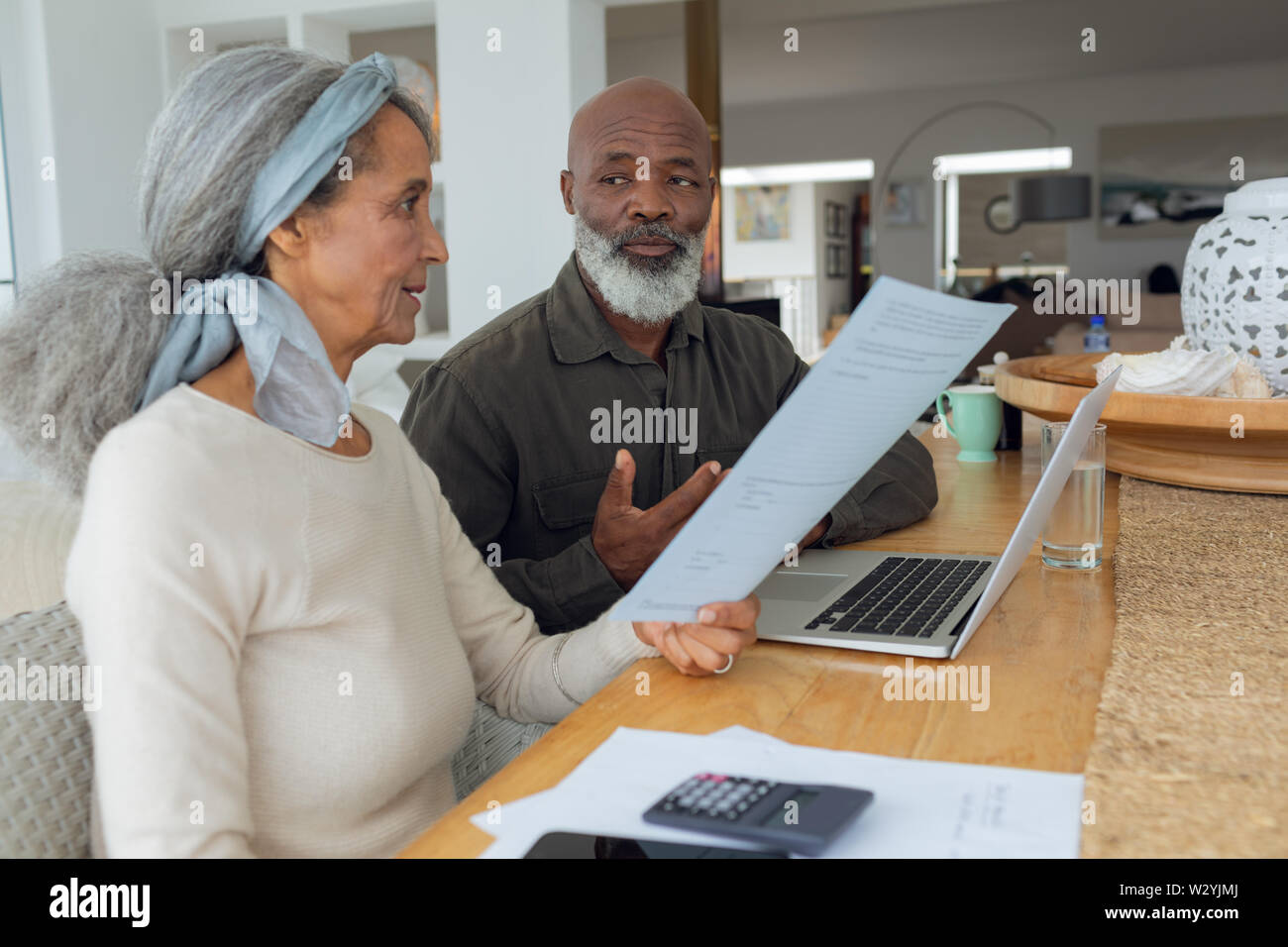 Inside a laptop hi-res stock photography and images - Alamy